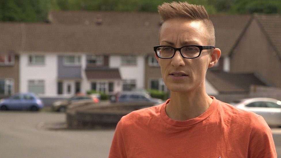 Coronavirus: Trauma 'for generations' in disadvantaged areas - BBC News