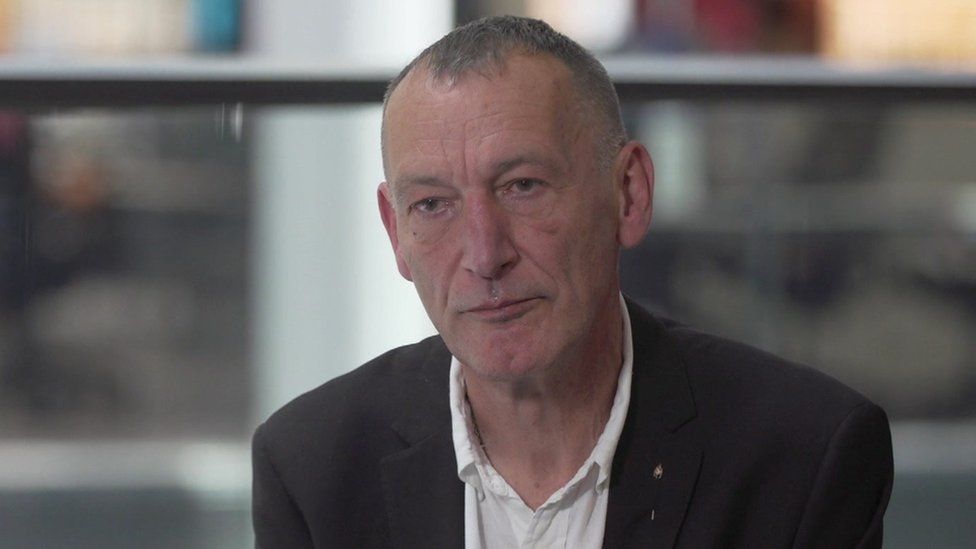 'Plant awtistig wedi eu cam-drin mewn cartref preswyl' - BBC Cymru Fyw