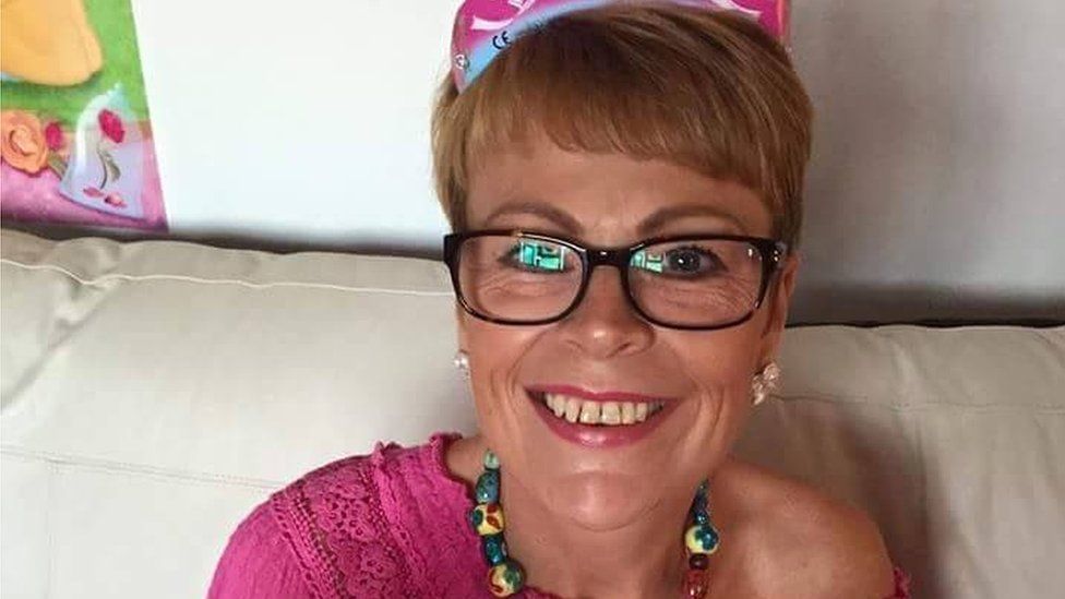 Support for cured breast cancer patients 'should continue' - BBC News