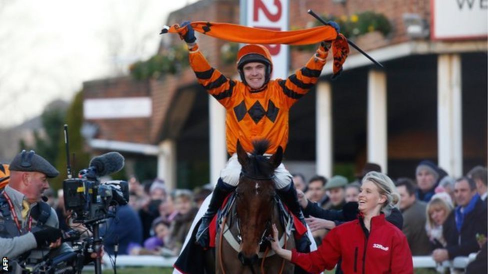 King George VI Chase: John Francome angry at plans to move race - BBC Sport