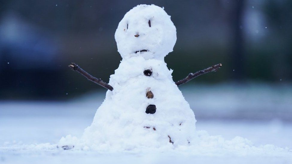 UK weather: Have you had snow where you live? - BBC Newsround