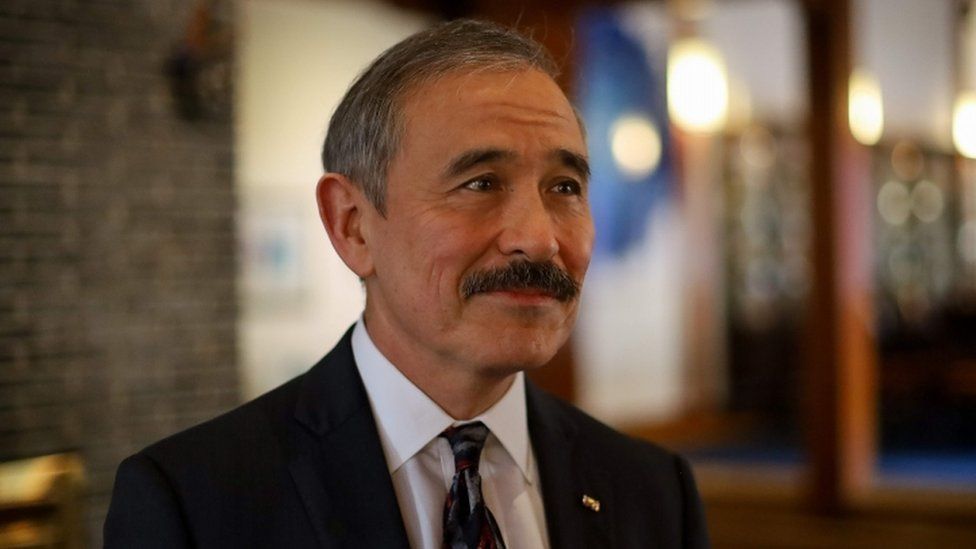 Harry Harris: South Koreans bristle at US envoy's moustache - BBC News