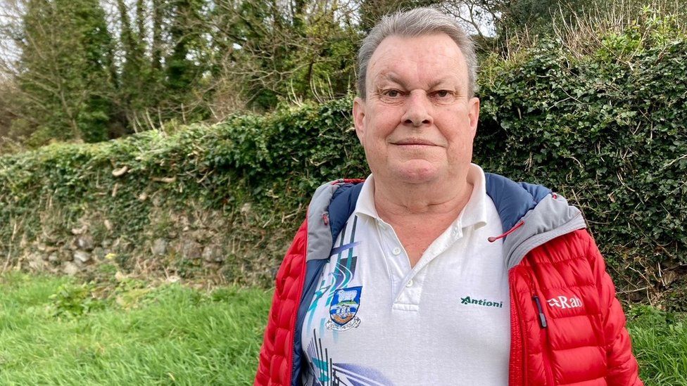 Rhyfel y Falklands: Atgofion milwyr wedi 40 mlynedd - BBC Cymru Fyw