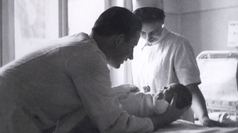 Spain's forgotten Thalidomide victims see glimmer of hope - BBC News