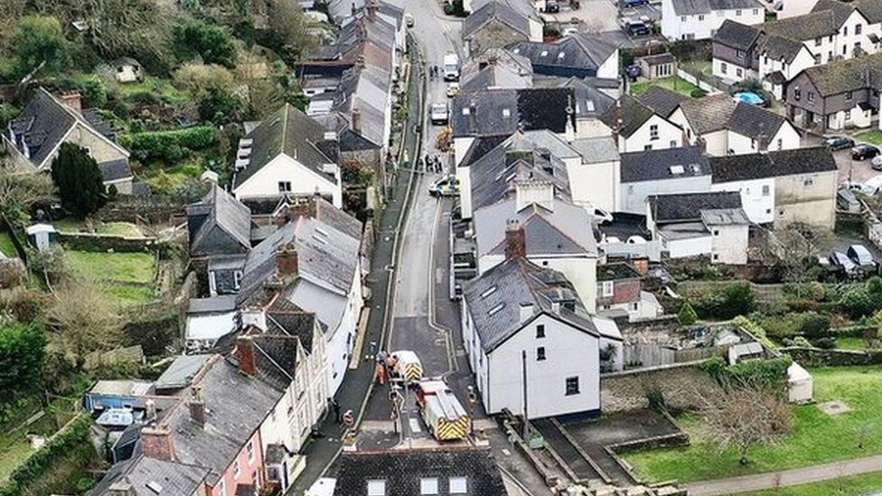 Kingsbridge 'underground explosion': Residents return home - BBC News