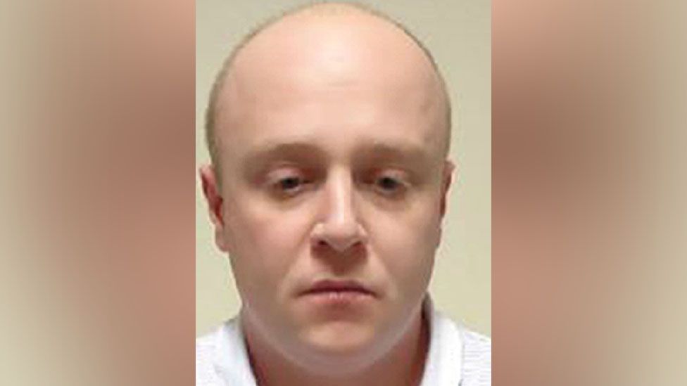 Drunk man who tried to kill Fife police officer is jailed for 10 years ...
