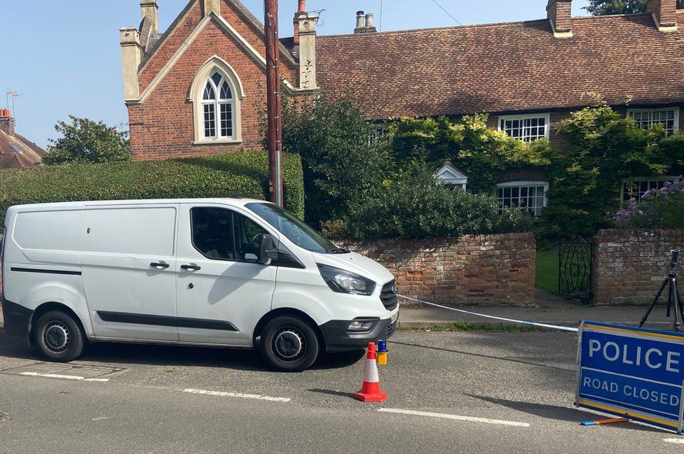 High Wycombe: Man arrested in Karl Stanislaus murder probe - BBC News