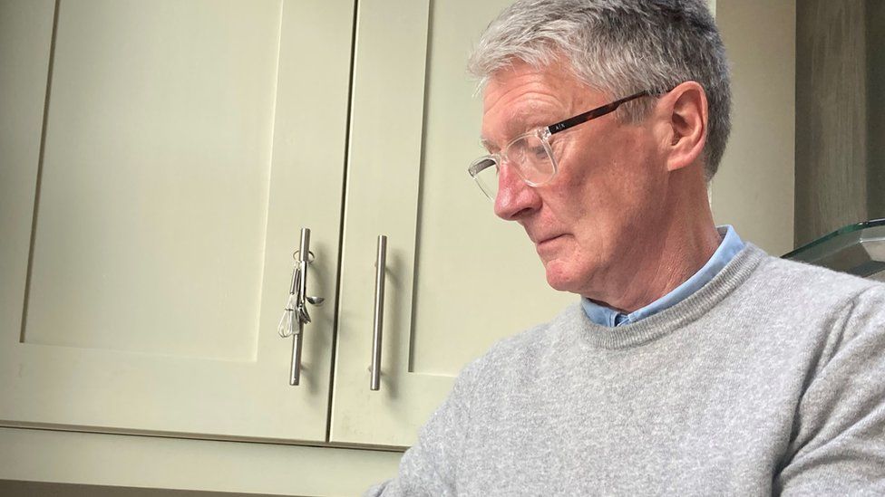 Belfast experimental cancer centre to get £1.7m research funding - BBC News