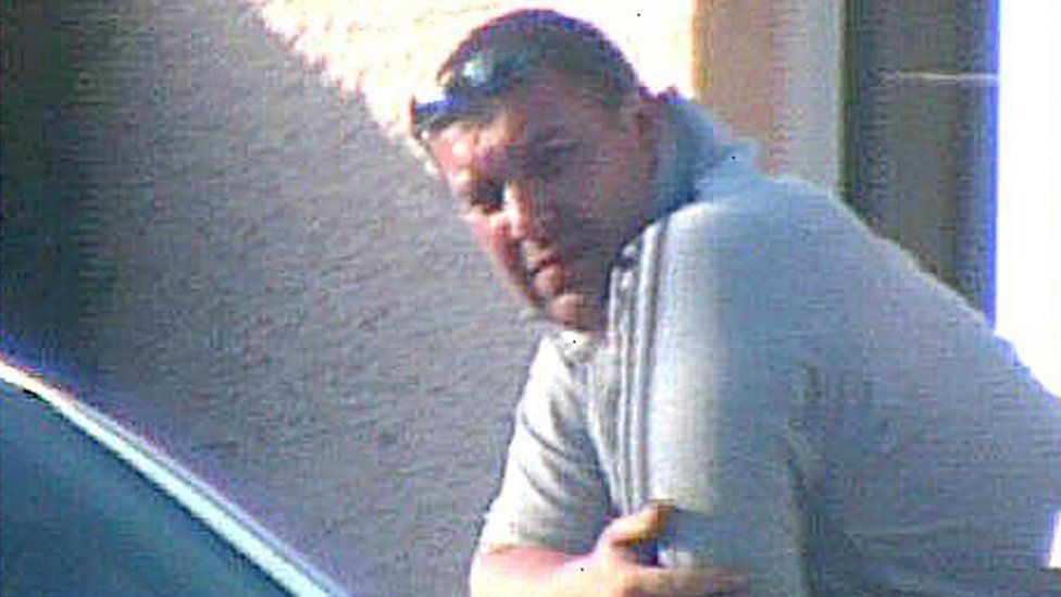 Troubles: Gary Haggarty 'a flawed witness', Belfast murder trial hears ...