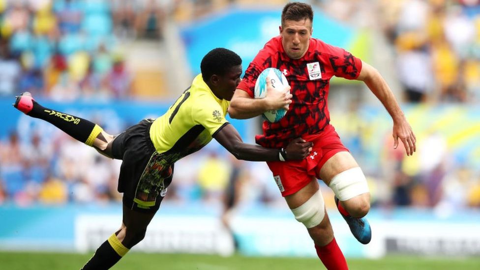 Dragons: RGC 1404 duo Tiaan Loots & Jacob Botica sign - BBC Sport