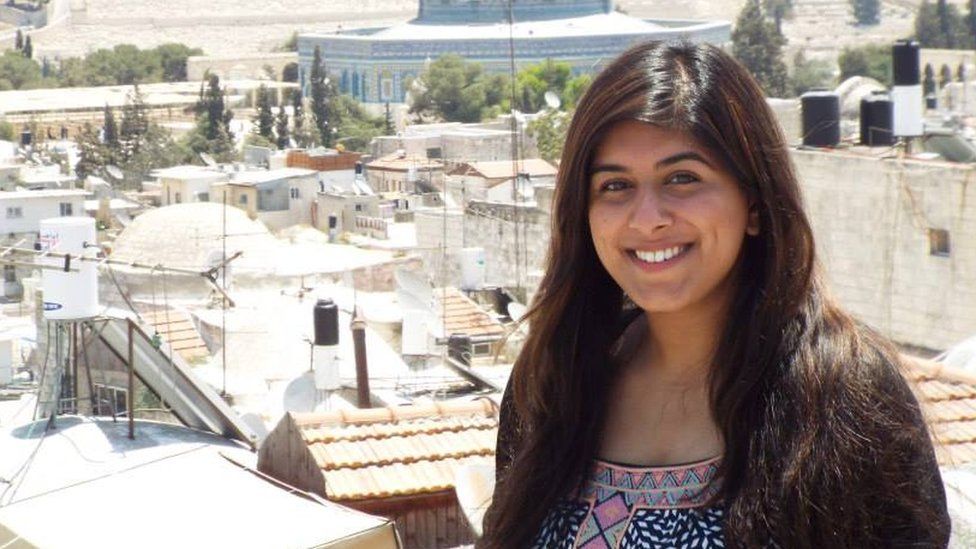 Under-18 terror detainments triple in two years - BBC News