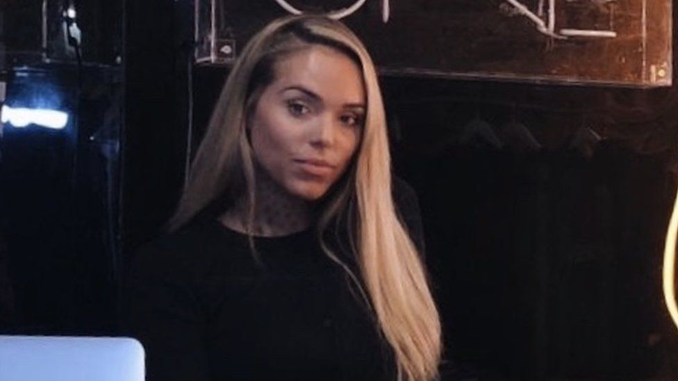 'My stalker would wait at work with his face against the window' - BBC News