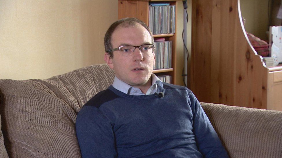 Edinburgh doctor joins fight against cervical cancer in Malawi in Africa - BBC News