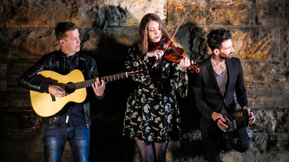 Dumfries and Galloway Arts Festival tunes up for action - BBC News