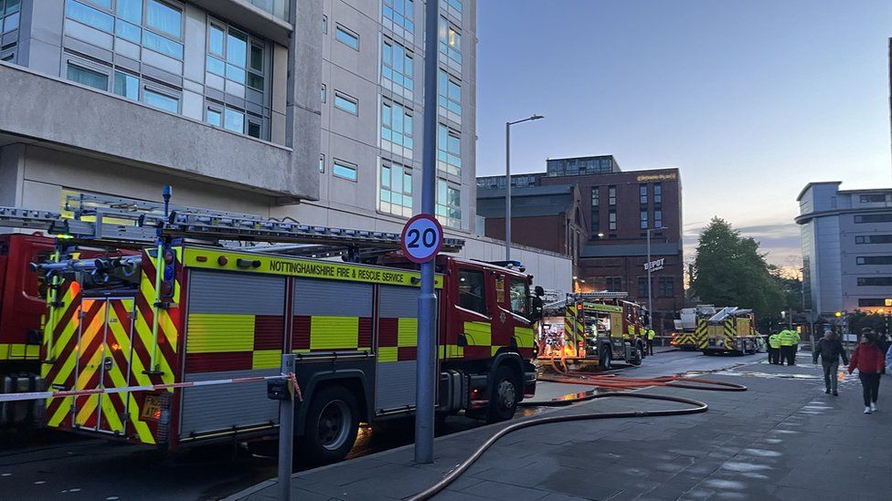 Nottingham: Arson arrest after apartment block basement fire - BBC News