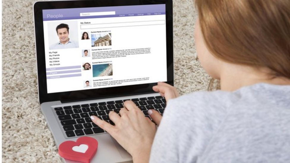 Date site users regularly scammed - BBC News