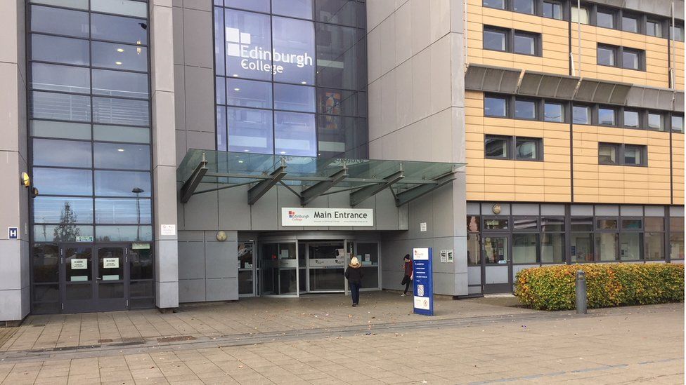 Man charged after police officer stabbed at college in Edinburgh - BBC News