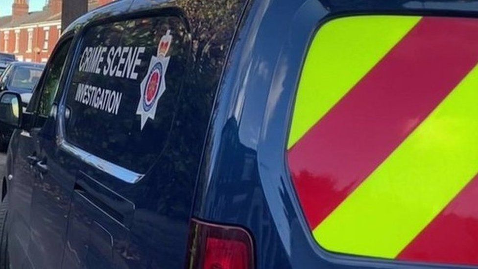 Boy breaks free from Fleetwood attempted abduction - police - BBC News