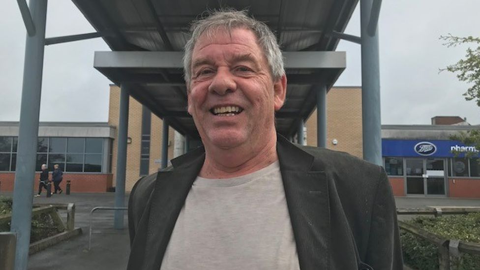 Stoke-on-Trent: Bingo row sees estate demand return of full house - BBC ...