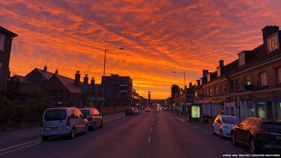 Red sky on an October morning - BBC Weather