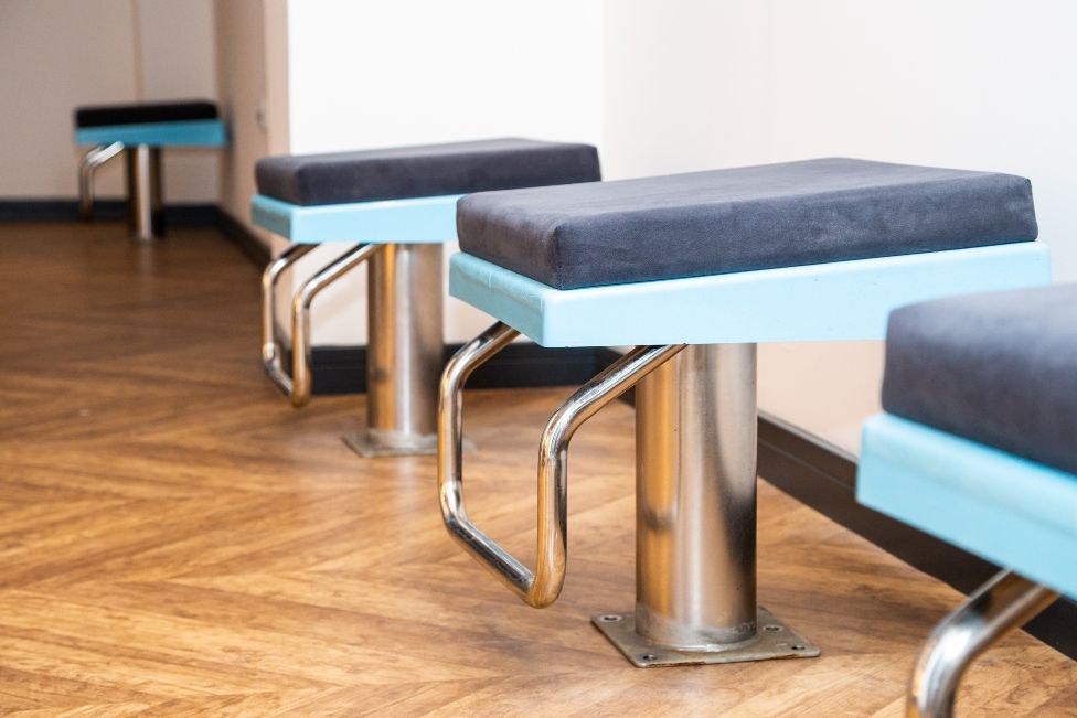 Derelict swimming pool makes splash as new Montrose cinema - BBC News