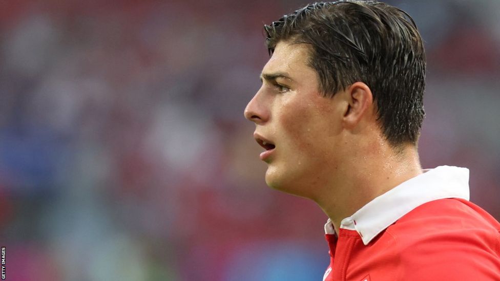 Louis Rees-Zammit: Ex-Wales rugby star to meet Super Bowl winners ...