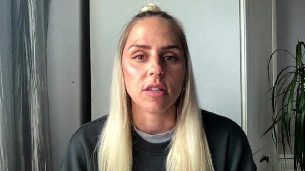 Shrewsbury maternity scandal: Police probe 600 cases of care - BBC News