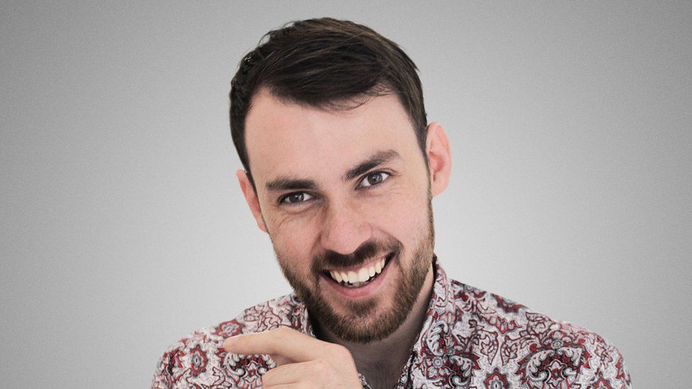 Edinburgh fringe: Former Leicester pub landlord set for comedy gigs ...