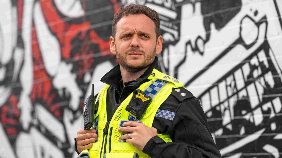 Full Monty: First images of new TV series released - BBC News