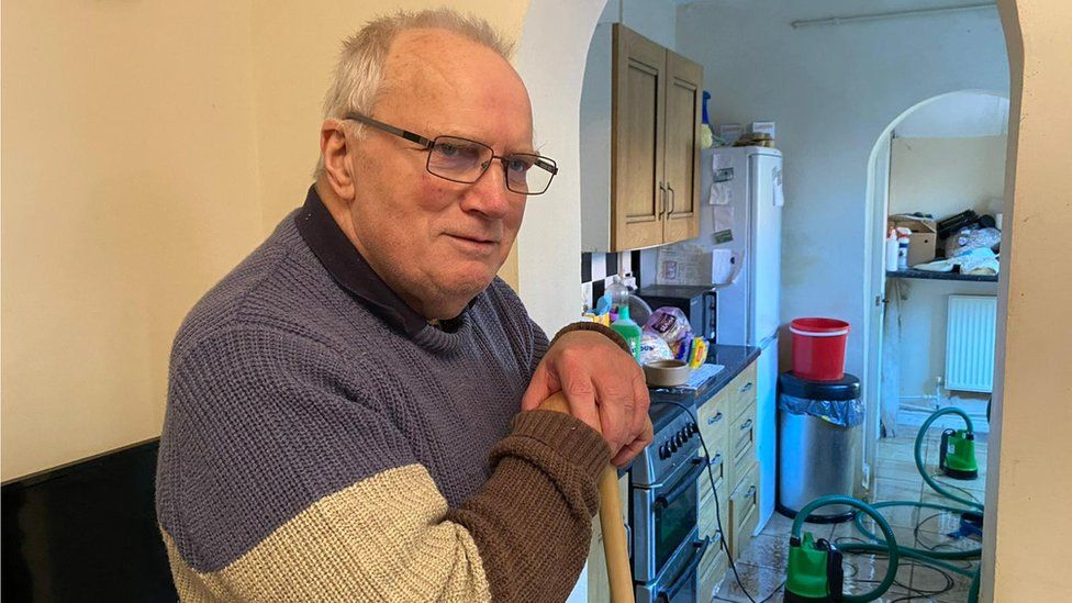 Gloucestershire and Wiltshire flooding: Clean up slow as waters high ...