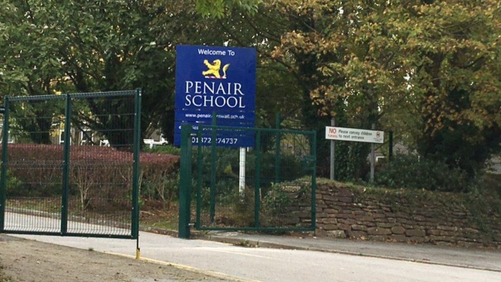 Girl, 13, charged with knife offences at Penair school in Truro - BBC News