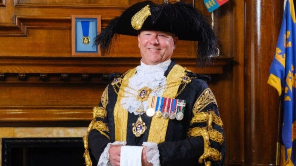 Freedom of the City: Large military parade to take place in Hull - BBC News