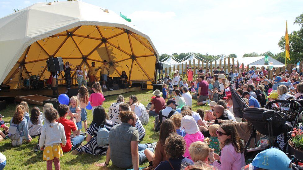 Lluniau: Dydd Llun Eisteddfod yr Urdd // In pictures: Monday at the ...
