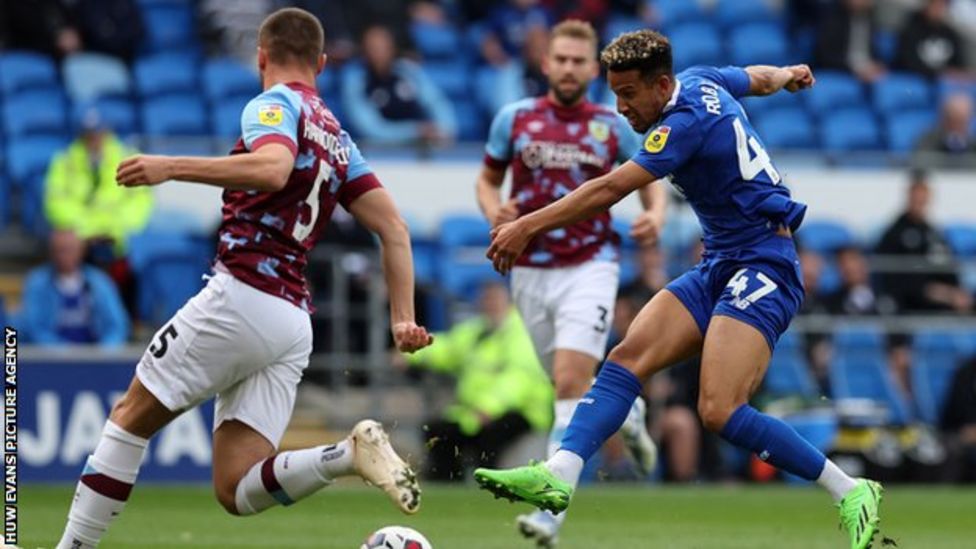 Cardiff City 1-1 Burnley: Late Callum Robinson header earns point for ...
