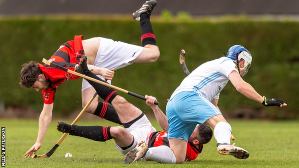 Shinty: Kingussie remain three points clear in Premiership - BBC Sport