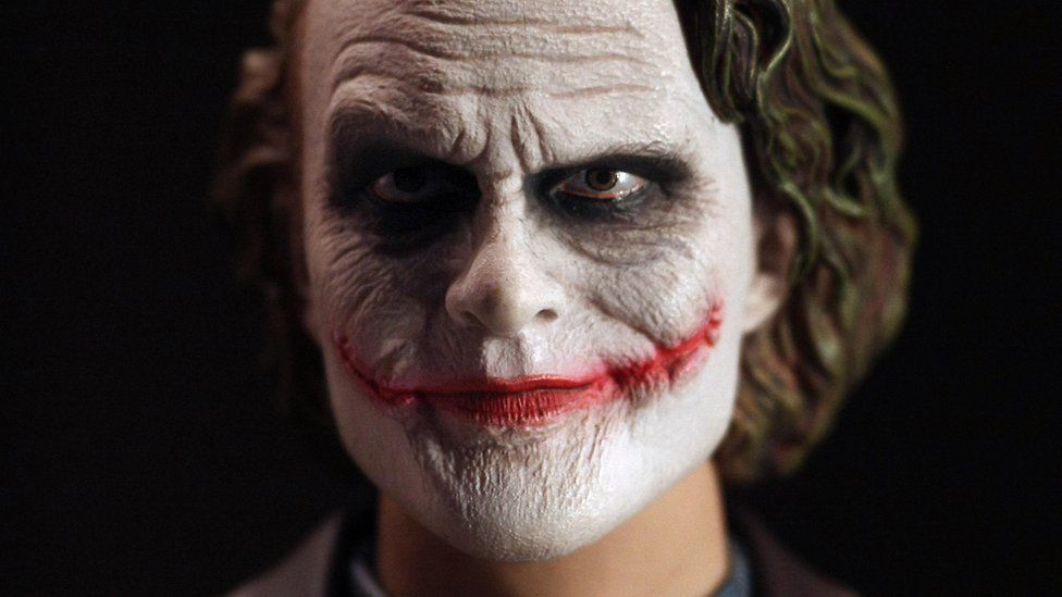 Is it all over for non-creepy clowns? - BBC News