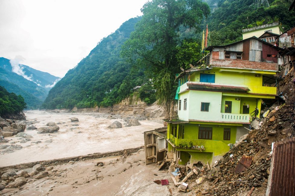 Sikkim: Deadly Indian glacial lake flash flood exposes lack of warning system - BBC News