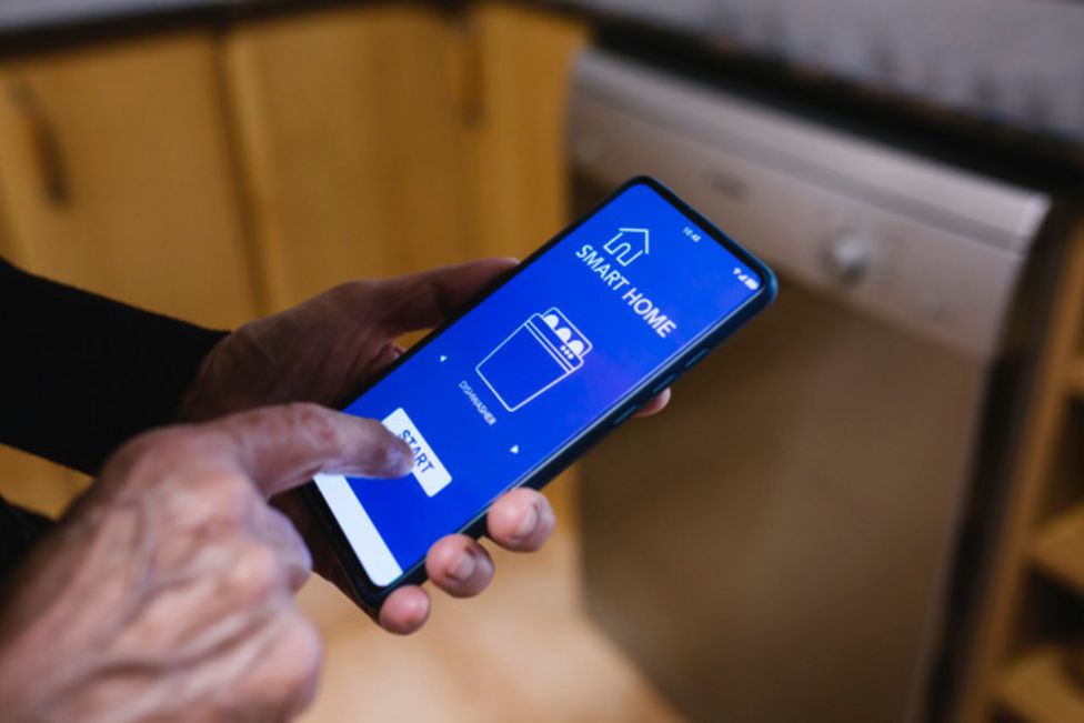 Huge fines and a ban on default passwords in new UK law - BBC News