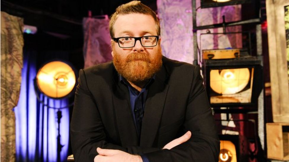 Frankie Boyle: Parents to hold protest against comedian - BBC News