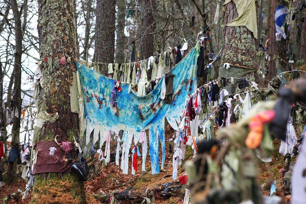 Eerie tradition or eyesore? The Clootie Well clean-up row - BBC News