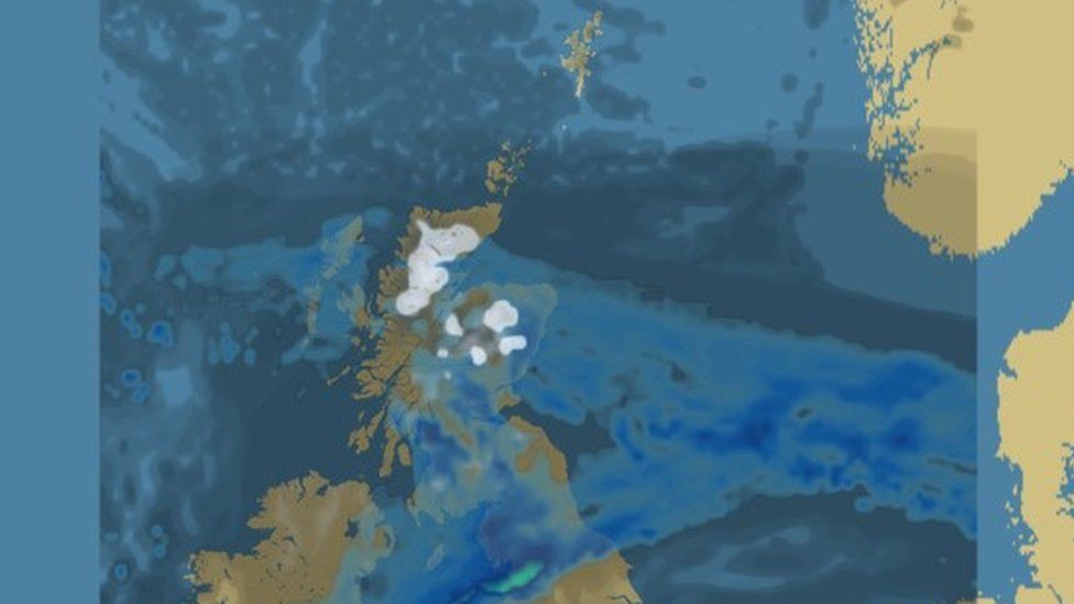 Flood warnings after more heavy rain - BBC News