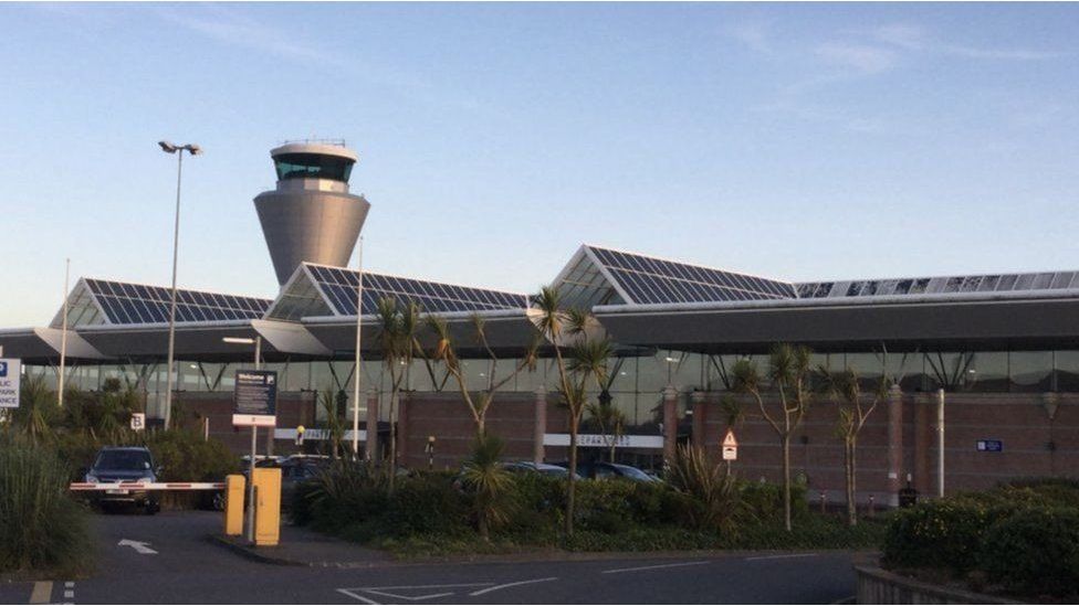 Work to start to expand Jersey Airport security area - BBC News