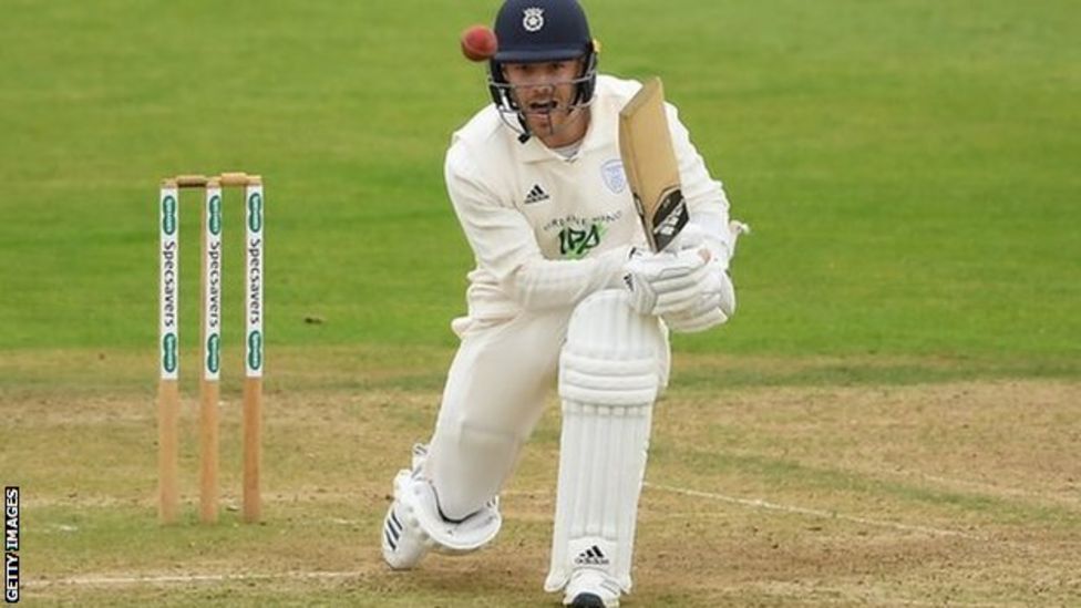 Lewis McManus: Hampshire wicketkeeper signs contract extension until ...