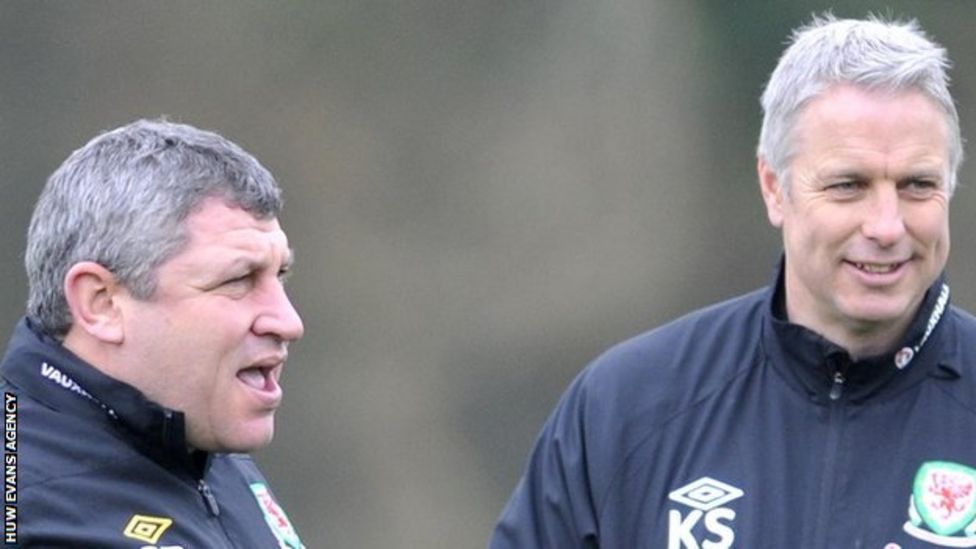 Osian Roberts expects 'seamless' Kit Symons return to Wales set-up ...