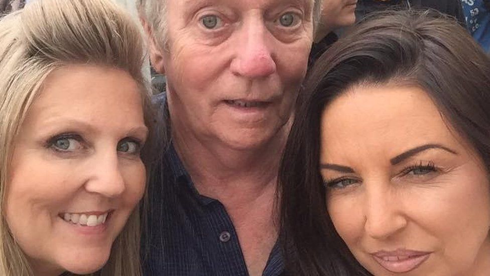 Coronavirus: London cabbie's daughter thanks nurse 'who sat with him ...