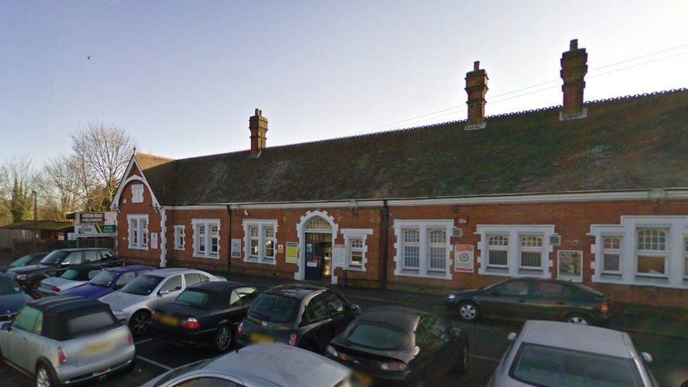 Arrest after police knife attack at Farncombe railway station - BBC News