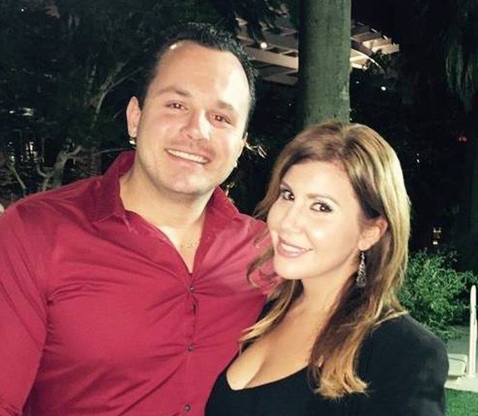 Bridalplasty contestant found in LA shallow grave, man arrested - BBC News