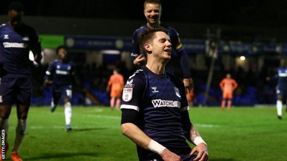 Greg Halford: Southend United defender scores hours after joining for ...