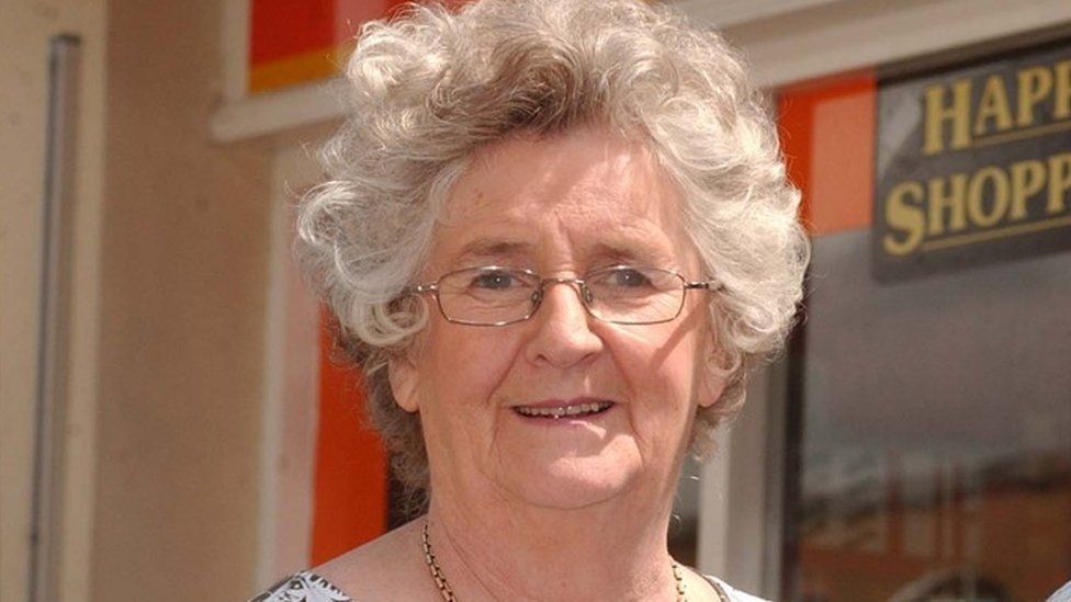 Yr actores Buddug Williams wedi marw yn 88 oed - BBC Cymru Fyw