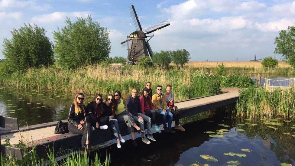 Ateb y Galw: Mared Gwyn - BBC Cymru Fyw